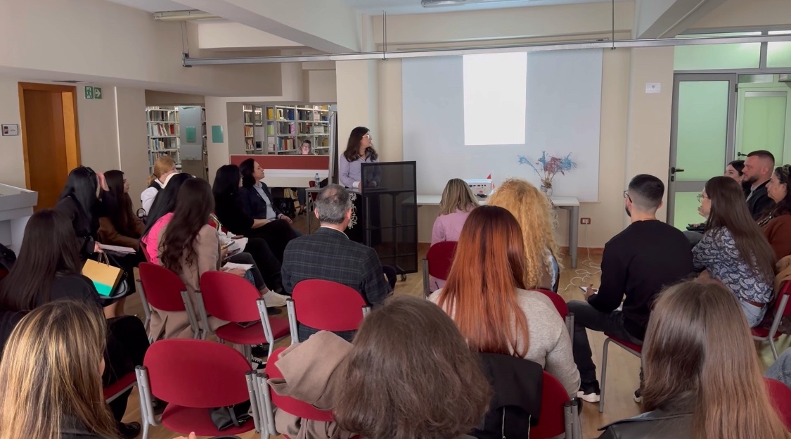 Gjuha dhe kultura në fokusin e klubeve studentore të UNISHK ...